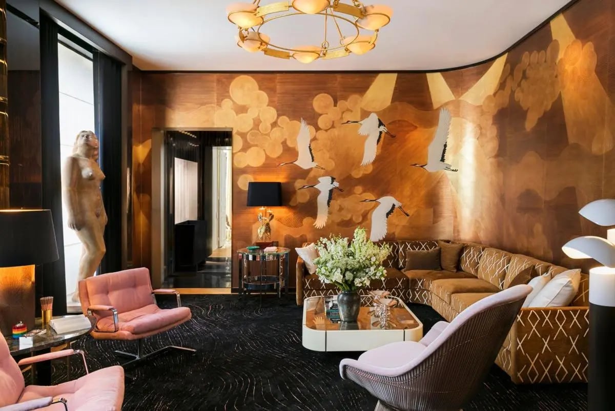 The Timeless Allure of Antique Wallpapers: From History to Modern Homes ...